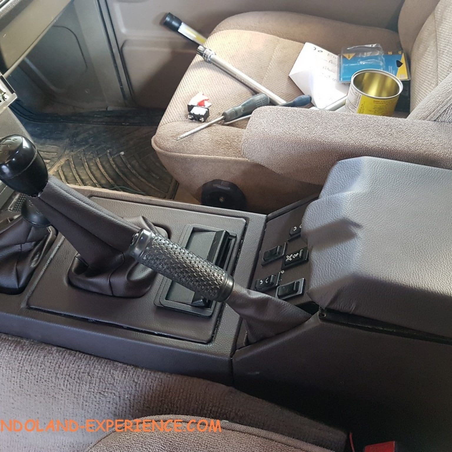 Restauration d'une console de Range Rover Classic - Randoland-Experience